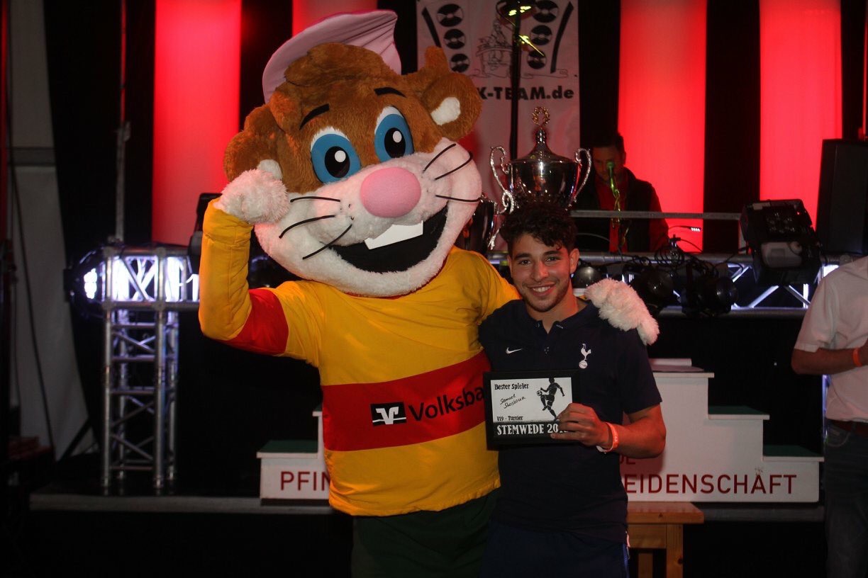 Samuel Shashoua – The young artist: – superhotspur